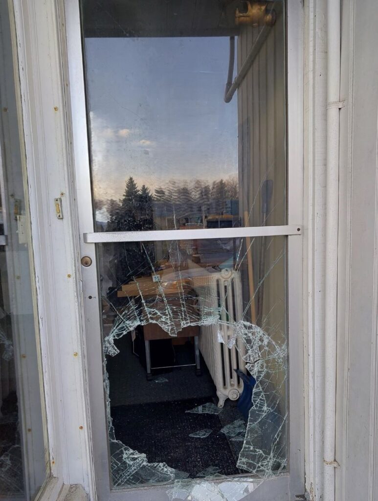 Smash & Grab In Mount Forest – Wingham Free Press